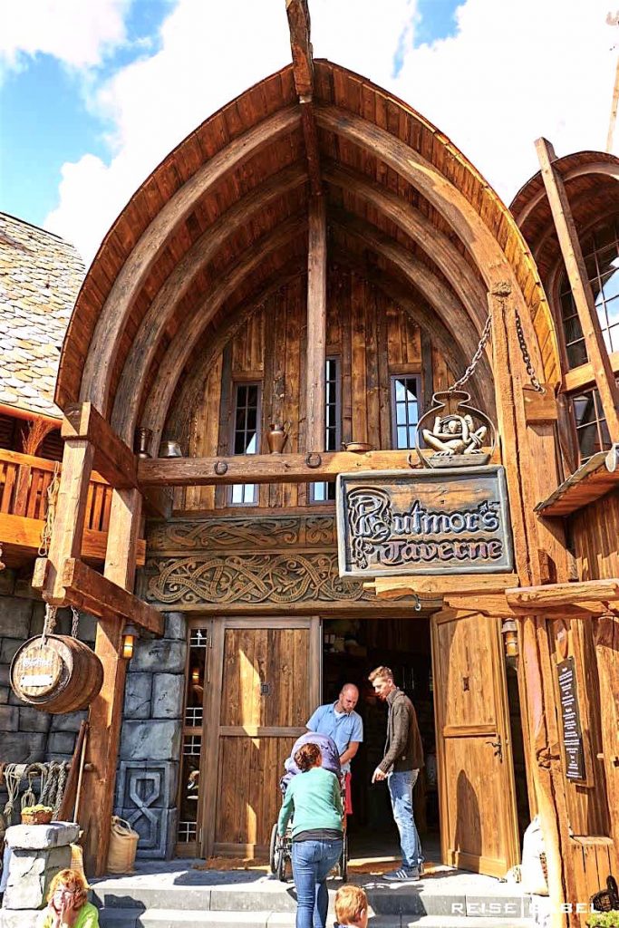 Phantasialand mit neuem Bereich Klugheim - Reisegabel